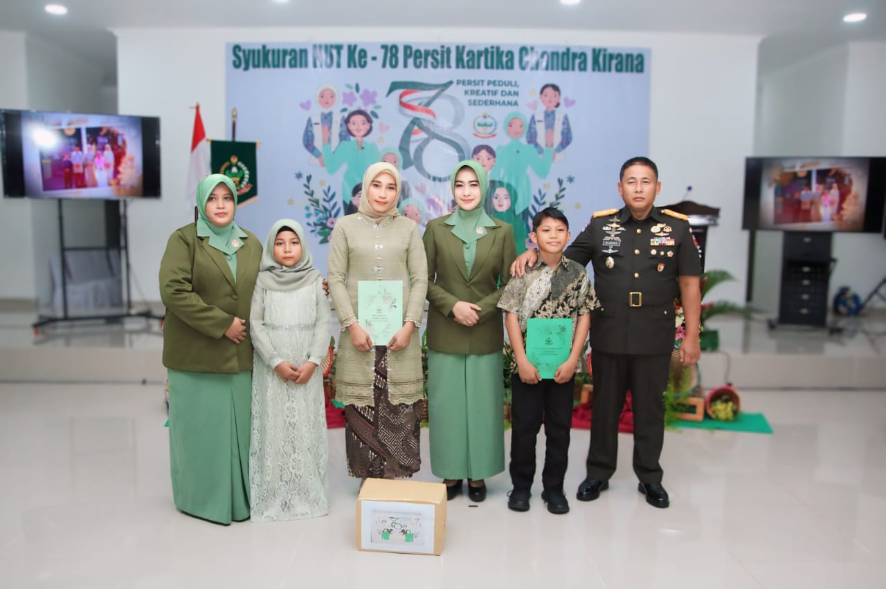 Hadiri Syukuran HUT Ke-78 Persit Kartika Chandra Kirana, Danrem ... Hadiri Syukuran HUT Ke-78 Persit Kartika Chandra Kirana, Danrem ...
